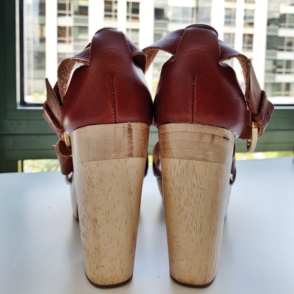 Topshop | Shoes | Topshop Brown Platform Sandals | Poshmark